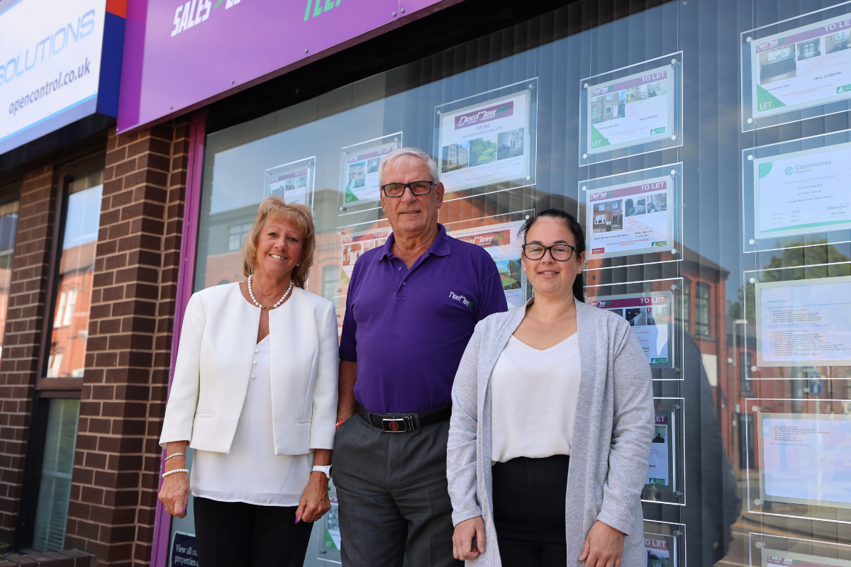 Who We Are – Next Move 4 U